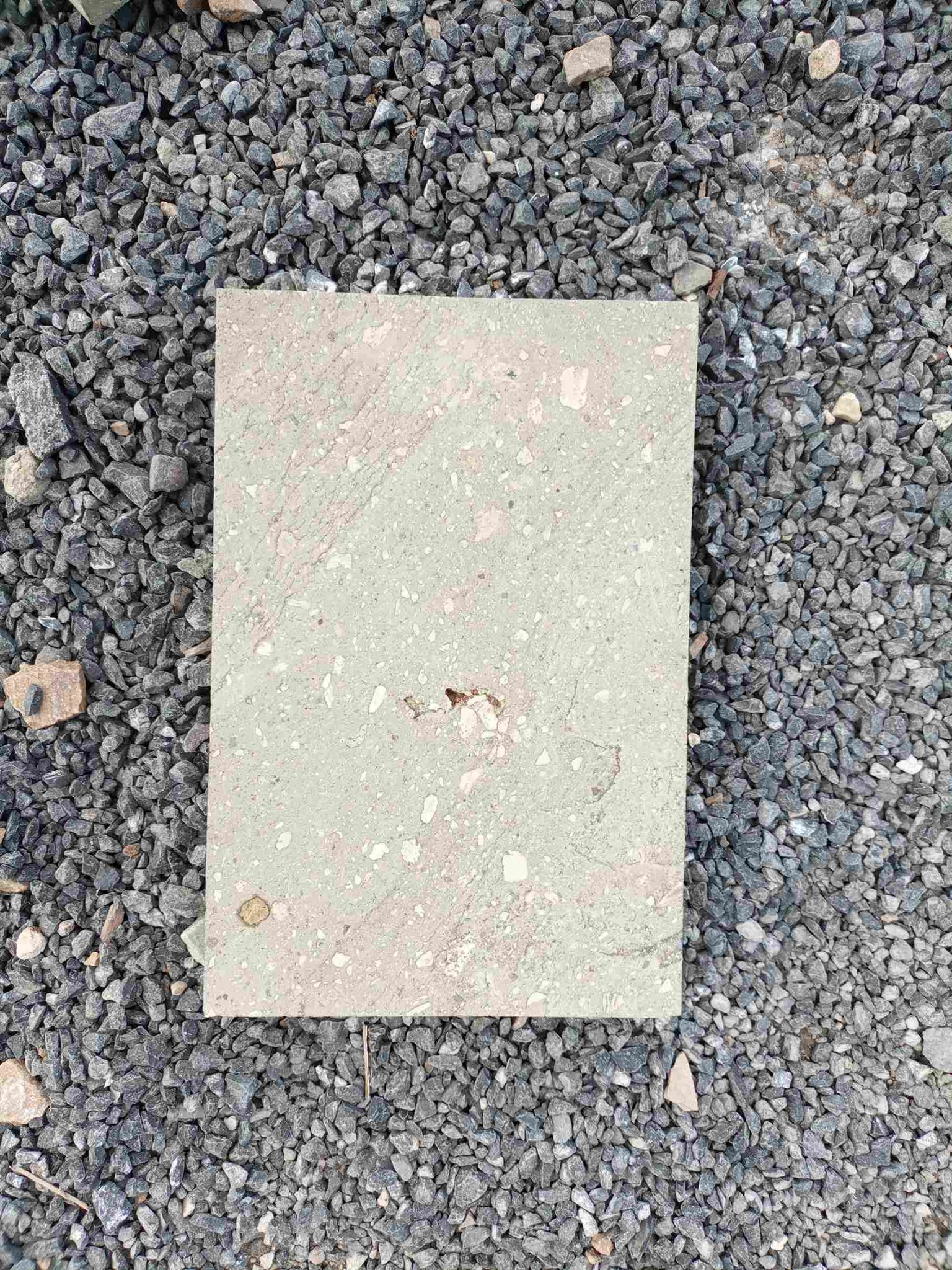 KHAKI STONE SMOOTH - Century Stone